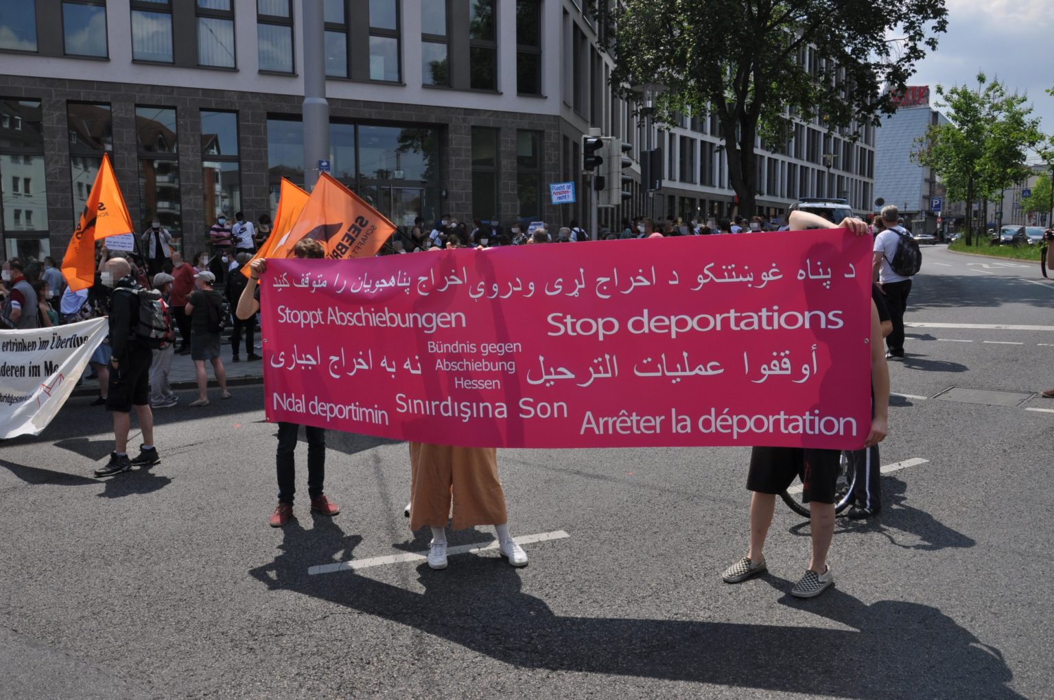 Demonstration gegen Abschiebungen — die dezentrale Demonstration gegen Abschiebungen — die dezentrale